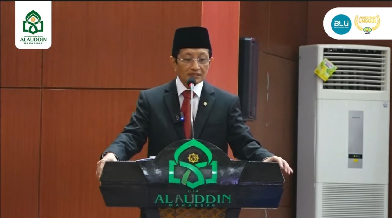 Didampingi Stafsus, Menag Prof Nasaruddin Umar Hadiri Diest Natalis UIN ...